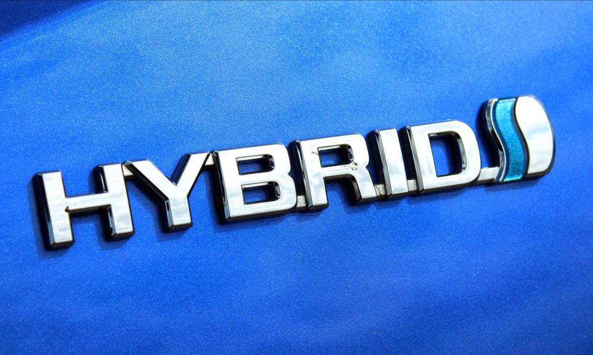 Hybrid sales surge 37% in the us amid rising gasoline prices